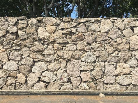 Muros De Piedra Natural Guía Completa Cómo Hacer Un Muro De Piedra