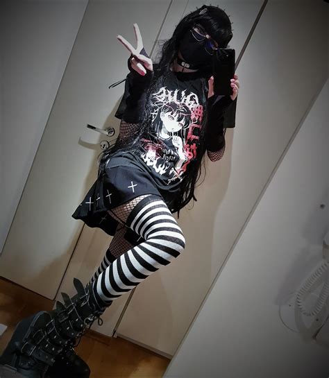 Classic Goth Femboy Outfit R Femboy