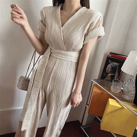 홀리 플리츠 랩벨트 와이드 점프슈트 에이블리