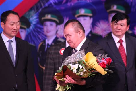 ОХУ ын төрийн одонгоор шагнав