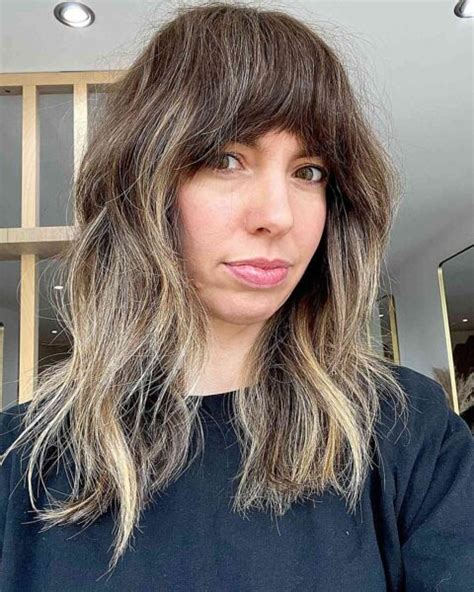 26 Coolest Ways To Get French Bangs If You Want To Try This New Hair Trend