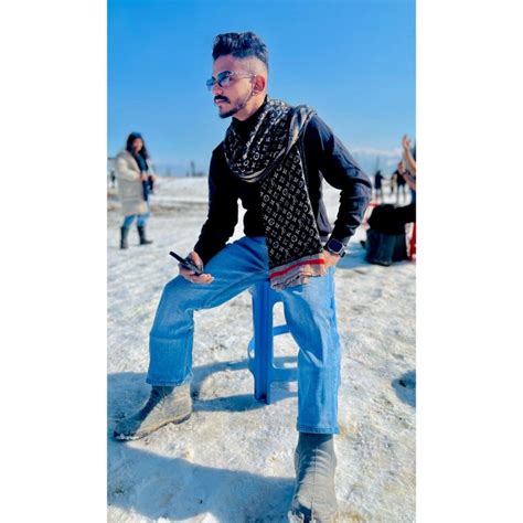 Tarun Choudhary Tarun4775 Snapchat Stories Spotlight And Lenses