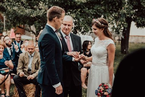 Boho Hochzeit Mit Trauung Im Freien Dominik Lenz Photography