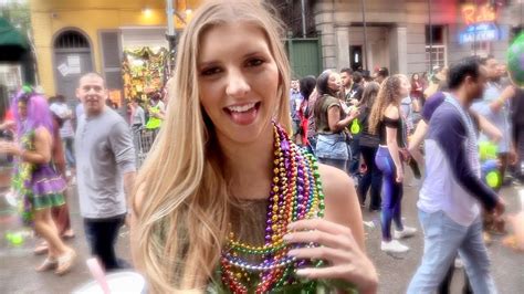 Mardi Gras Beads Tradition Flash