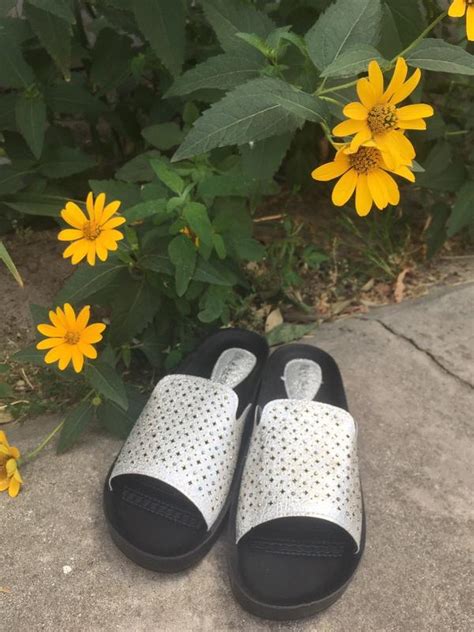 Шльопанці — ціна 235 грн у каталозі Босоніжки Купити жіночі речі за доступною ціною на Шафі