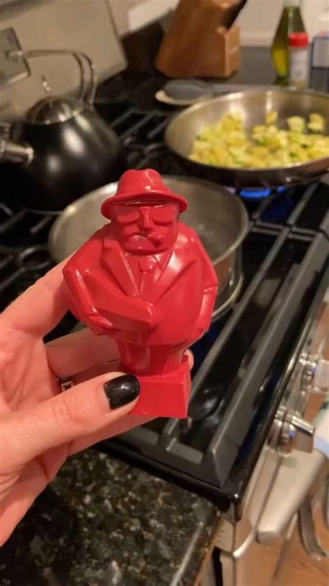 This Singing Floating Pasta Timer R Shutupandbuy