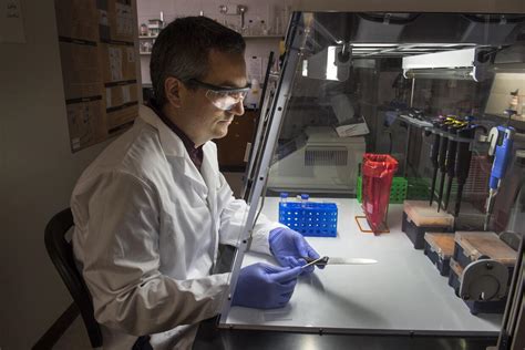 VCU Forensic Science Professors Breakthrough In Cell Imaging Could Have Major Impact In Crime