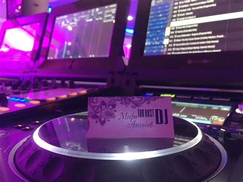 Dj Миро Професионално озвучаване и Ефектно осветление на сватби семейни и фирмени тържества