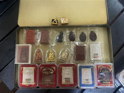 หลวงพ่อสมบุญ ปิยธมฺโม วัดลำพันบอง สายตรงสายบุญ ขออนุญาตแอดมินครับ ชุดพระหลวงพ่อสมบุญ หากมีพี่