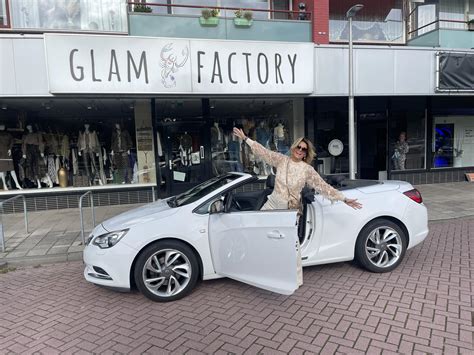 Kevin Van Leeuwen × Added A New Photo Kevin Van Leeuwen ×