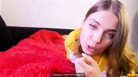 Парень от первого лица снимает домашний минет от своей жены Sexy Blonde Eporner