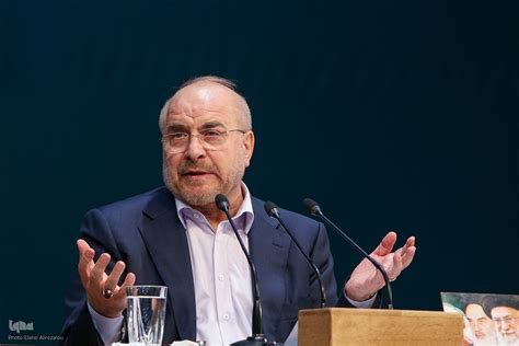 دهه فجر فتح‌الفتوح جوانان این سرزمین زیر چتر دین است