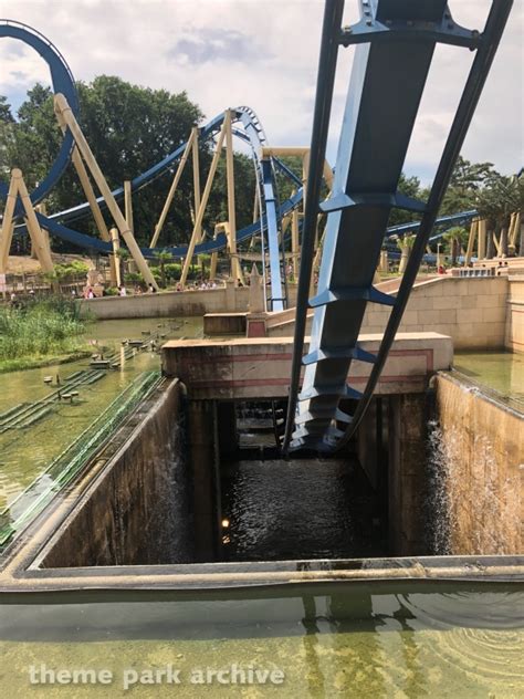 Oziris At Parc Asterix Theme Park Archive