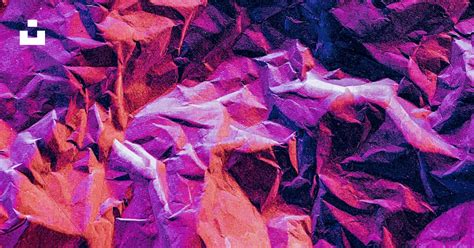 보라색과 빨간색 배경의 클로즈업 사진 Unsplash의 무료 텍스처 이미지