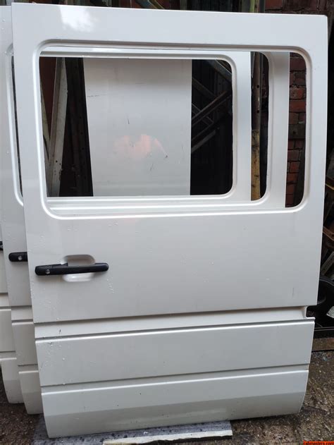 Lt Side Door