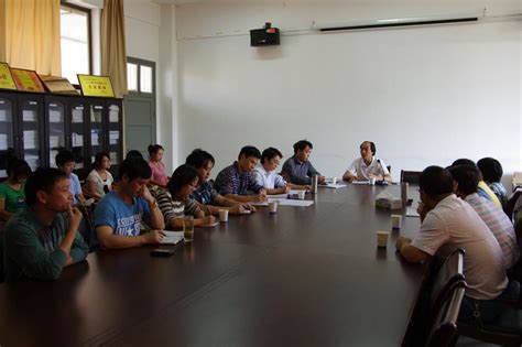 “正确认识新时期反腐败斗争的形势”专题讲座 湖南城市学院材料与化学工程学院