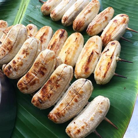 วิธีการทำ “กล้วยปิ้งราดน้ำกะทิมะพร้าวอ่อน” หอมหวานมัน มีประโยชน์