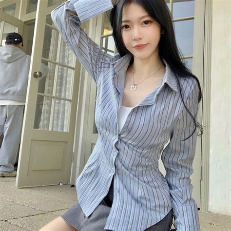 여성용 스트라이프 싱글 브레스트 블라우스 오피스 레이디 셔츠 긴팔 상의 턴다운 칼라 한국 올매치 셔츠 신상 위시버킷