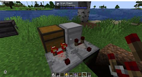 Comparator No Working · Issue 56 · Thatgravyboatironchests · Github