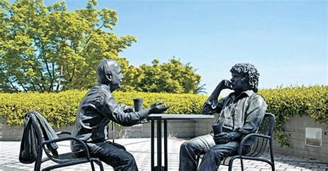 바이오 1위 제넨텍 20조 신화 시작은 40년 전 맥주 잡담