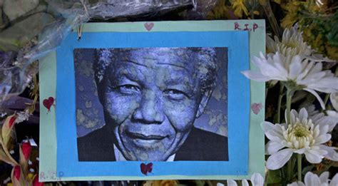 الفلسطينيون يتذكرون مانديلا المقاتل إرم نيوز