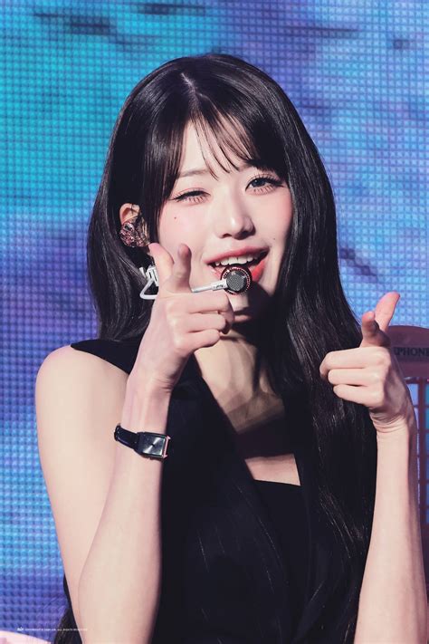 어제자 아이브 장원영 고화질 직찍  인스티즈 Instiz 이슈 카테고리