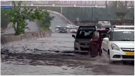 Monsoon In Delhi दिल्ली समेत एनसीआर में भारी बारिश कई इलाकों में