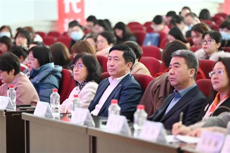 全国普通高等医学院校（专科起点升本科）护理学专业规划教材定稿会在我校召开 沈阳医学院