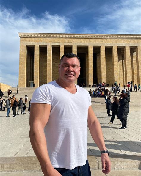 Does This Guy Savas Cebeci Look Like Hes On Gear Around 62 And 240