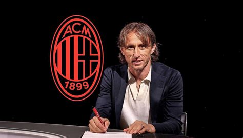 莫德里奇离开皇马，加盟ac米兰