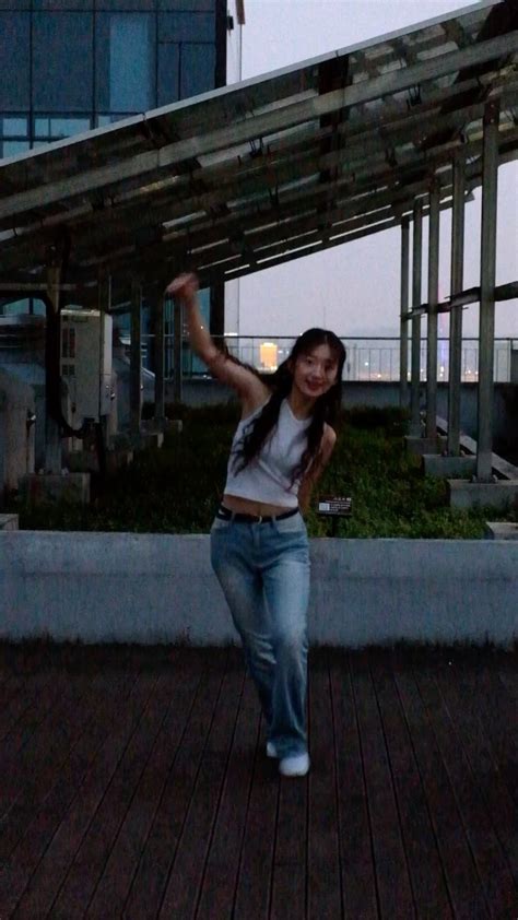 사빈아 나의 여름 일기 1 올해 여름은 이라 하고 커서가 한참 깜빡일 정도로 기록할 순간이 참 많다 색깔로 말하자면