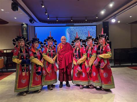 Гандантэгчэнлин Хийд Added A New Photo Гандантэгчэнлин Хийд