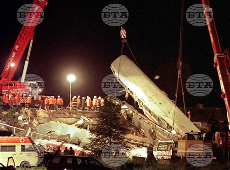 Счупване на колело на първия вагон на влака по линията Хамбург Хановер през 1998 г води до