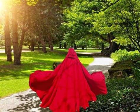 Scarlet Red Cloak Hooded Red Cloak Fantasy Cloak Bridal Cape Red