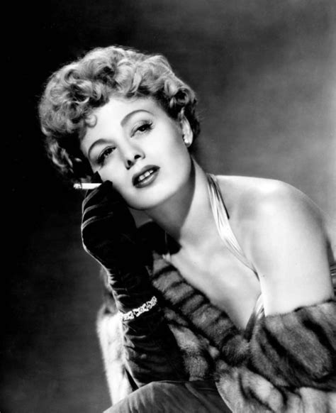 30 Vintage Photos Of A Young Shelley Winters In The 1940s Vintage