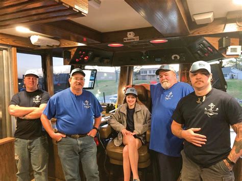 Devall Towing Puts New Boat Into Service The Waterways Journal