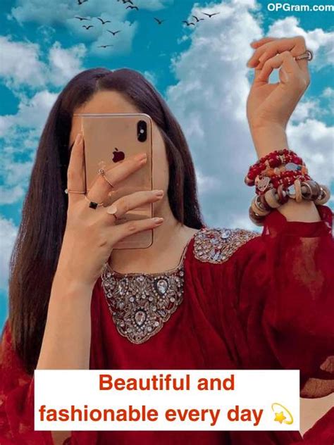 350 Best Comments For Girls Pic On Instagram 2025