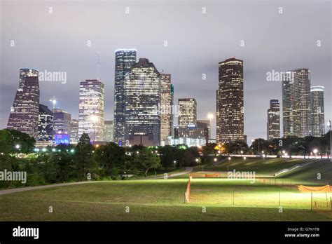 Houston Texas Night Hi Res Stock Photography And Images Alamy