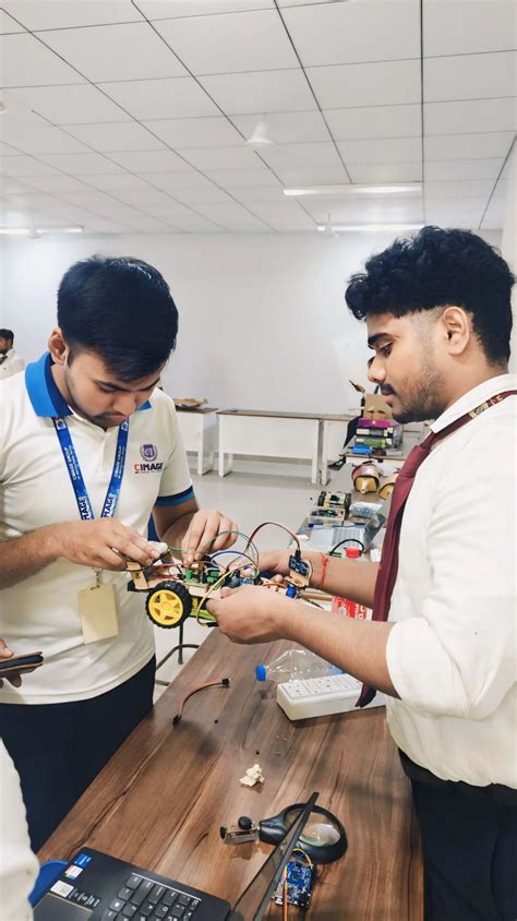 Robotics Techinnovation Engineering Futureoftech Automation Roboticsprojects Techshowcase