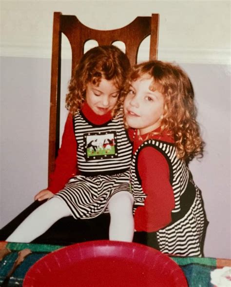 My Identical Twin Sister Has Been In A Coma Since This Morning I Feel Like Im Dying R Twins