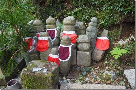 お地蔵様ではないお地蔵様 高野山奥の院 クワウグワ記