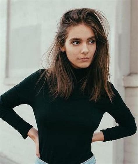 Caitlin Stasey Mubide Filmler Listeler Ve Bio