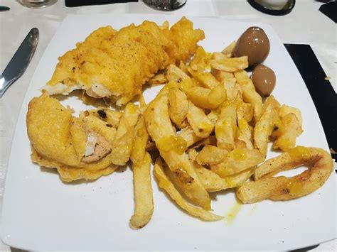 Pom Pom Fish Bar Opening Times Contacts Fish And Chips Restaurant In