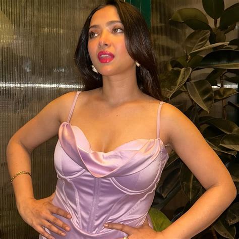 Shweta Basu Prasad The Epitome Of Grace In Pink Shweta Basu Prasad