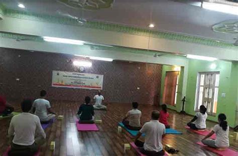 Yoga Classes Indian Yoga Expert