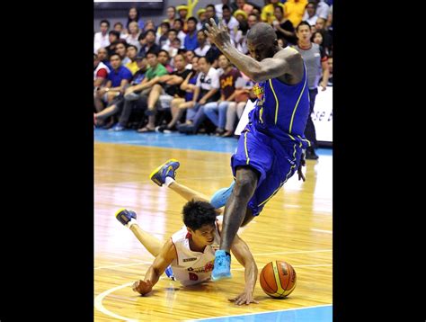 Talk N Text Looks To Finish Off Rain Or Shine Eyes Th Crown In Game Of PBA Commissioners