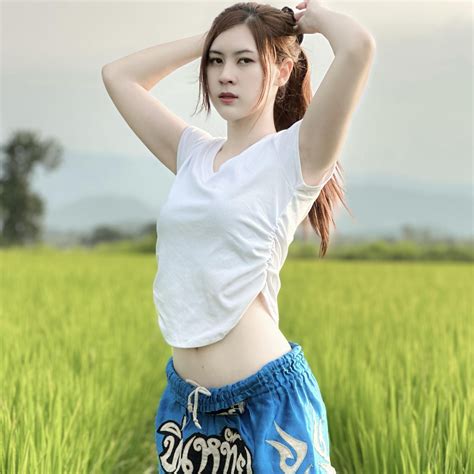 ซ้อมมวย หมอปิ่น แพทย์สนาม ปิ่นหทัย ปิ่น หทัย Facebook