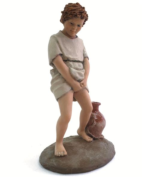 Garçon Faisant Pipi