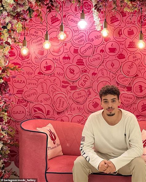 Palestinian Gardener Who Gained 250 000 Tiktok Followers By Tending To Small Plants In A Refugee