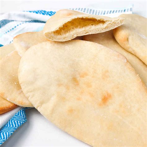 Homemade Pitta Bread Recipe Soft Warm Irresistible